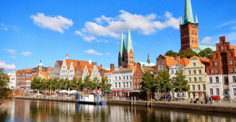 Lübeck: Old Town Highlights Private Walking Tour - Authentic Experiences and Authenticity