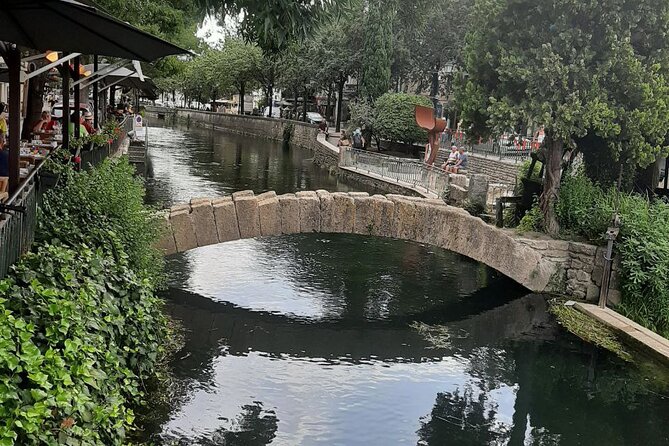 Luberon and its perched villages - Authentic Experiences and Guest Feedback