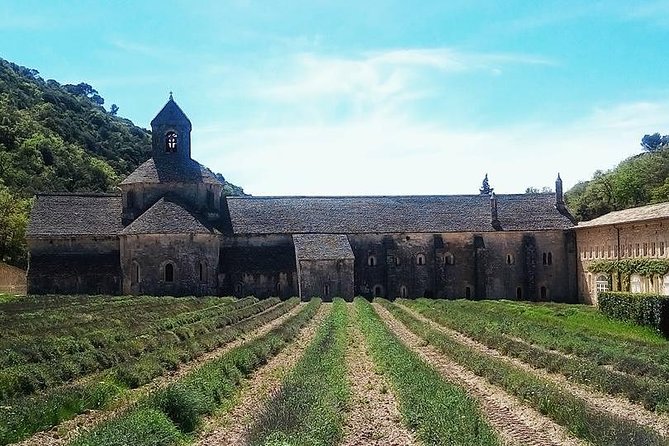 Luberon Market & Villages Day Trip from Aix-en-Provence - Practical Considerations