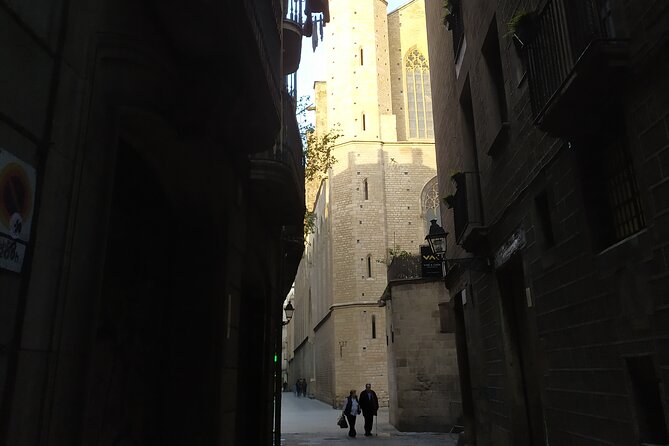 Luca's Hidden Old Barcelona: the Gothic and El Born Tour - Tour Logistics and Pricing