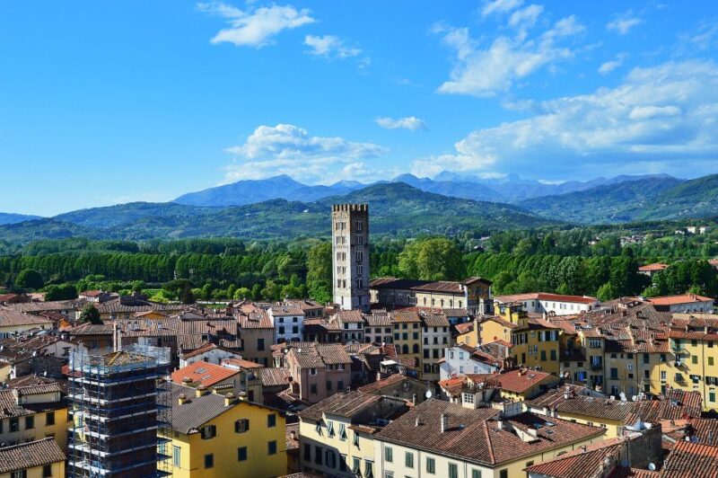 Lucca: City Highlights Walking Tour - Who Should Book This Tour?