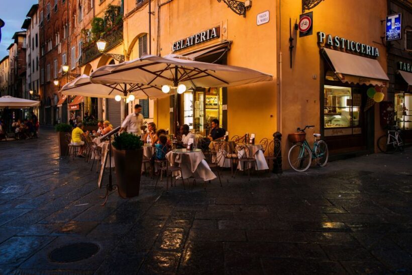 Lucca: Guided Food Walking Tour with Tastings - The Value of the Experience
