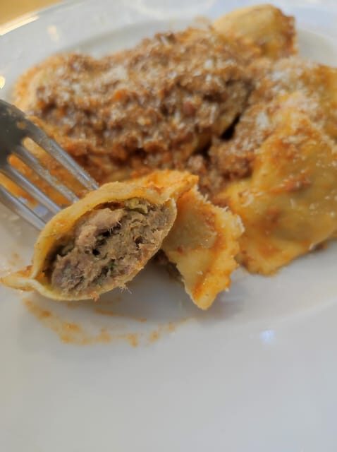 Lucca: Guided Food Walking Tour with Tastings - Authentic Food and Local Atmosphere