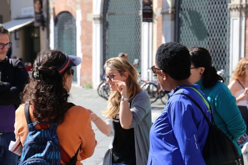 Lucca: Guided Walking Tour - FAQs