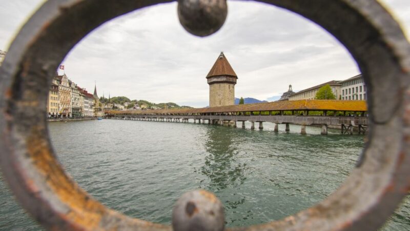 Lucerne: Express Walk With a Local in 60 Minutes - Gaining Insights Into Local Culture