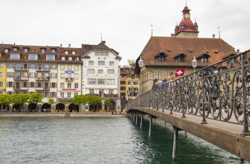 Lucerne: Private Exclusive History Tour With a Local Expert - Meeting Point and What to Bring