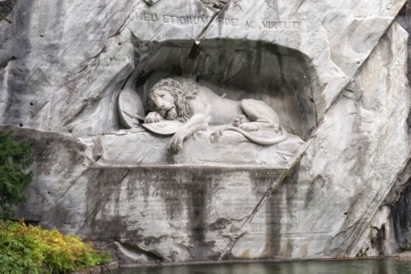 Lucerne: Private Walking Tour With a Local Guide - Admiring the Lucerne Jesuit Church