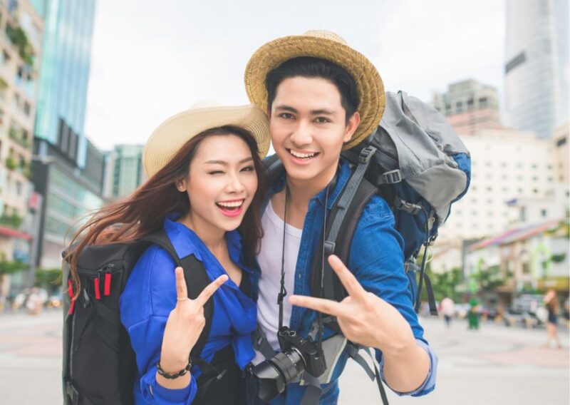 Lucerne: Private Walking Tour With Panoramic Yacht Cruise - Exploring Lucernes Old Town