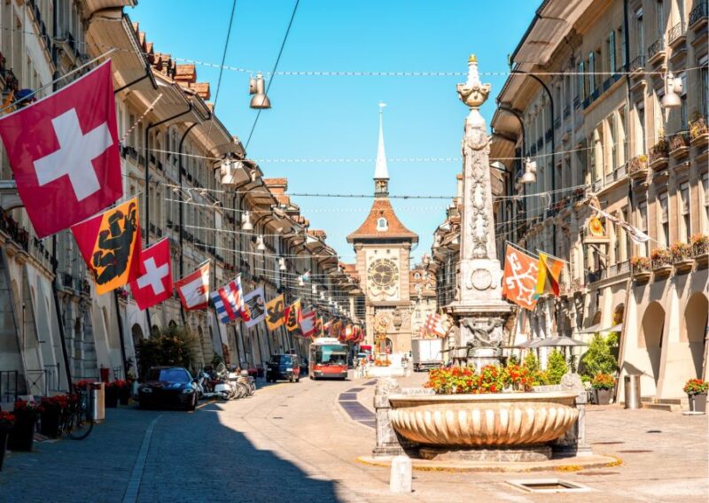 Lucerne: Private Walking Tour With Panoramic Yacht Cruise - Customer Feedback