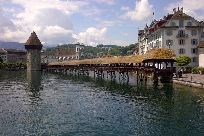 Lucerne small group walking tour and Lake Cruise from Zürich - Frequently Asked Questions