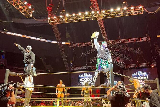 Lucha Libre and Mariachi - What You Can Expect from the Tour
