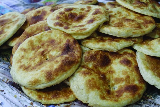 Lucknow Culinary Walk with Food Tastings - What to Expect from Each Stop