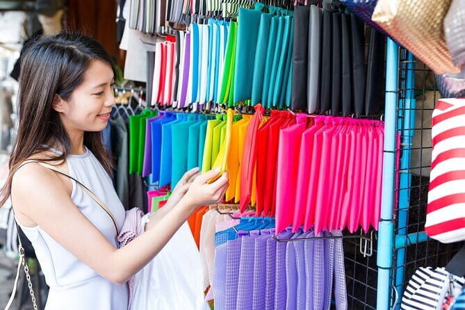 Lucknow Shopping and Food Tasting Experience (Guided Halfday City Tour by Car) - Key Points