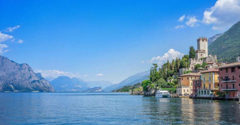 Lugana Wine Tour With Private Panoramic Boat on Lake Garda - Lake Gardas Charm and a Luxurious Wine Experience