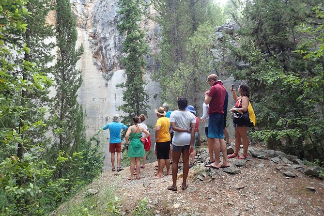 Lumbarda-Sunset Kayaking Experience With Picnic: Wine and Sweets - Kayaking Adventure