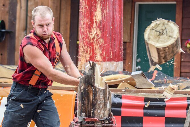 Lumberjack Show and Harbor Haus Crab Feast - A Closer Look at the Tour