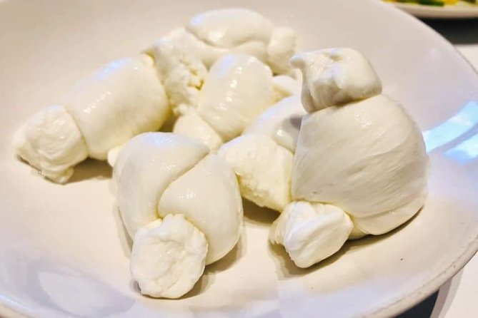 Lunch and Dinner at My House With the Typical Products of Salento - Family-friendly Environment