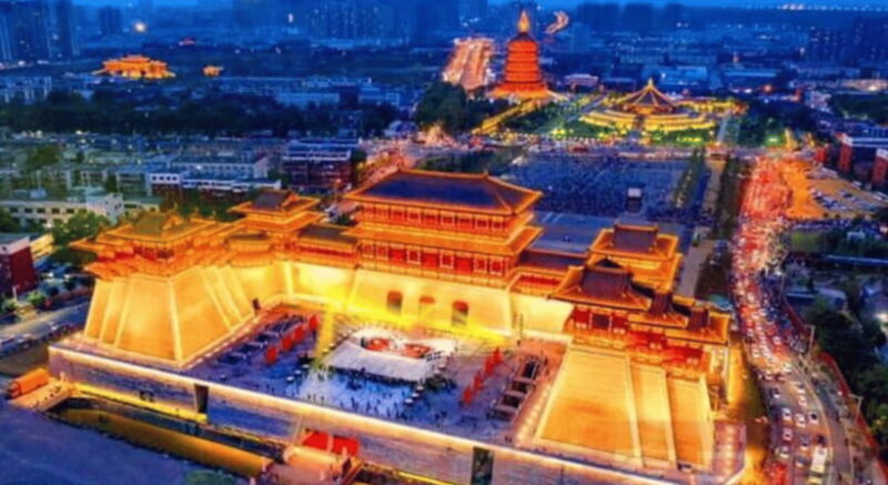 Luoyang walking night tour with local dinner old town - Navigating the Price and Time