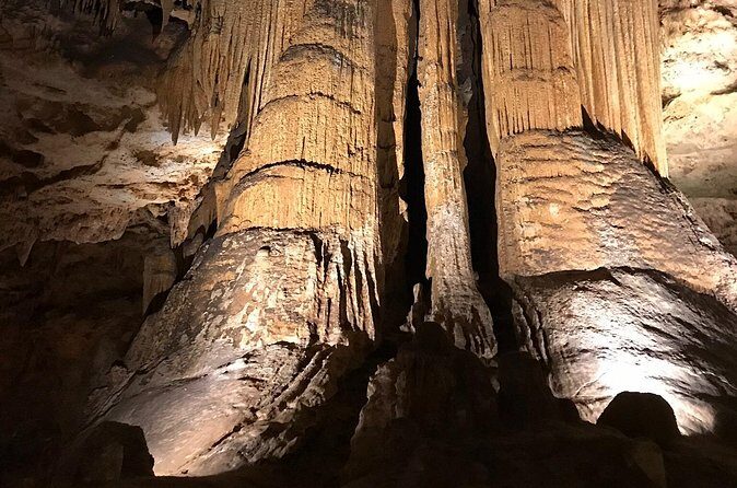 Luray Caverns Private Round Trip Transfer By Luxury Vehicle - FAQ