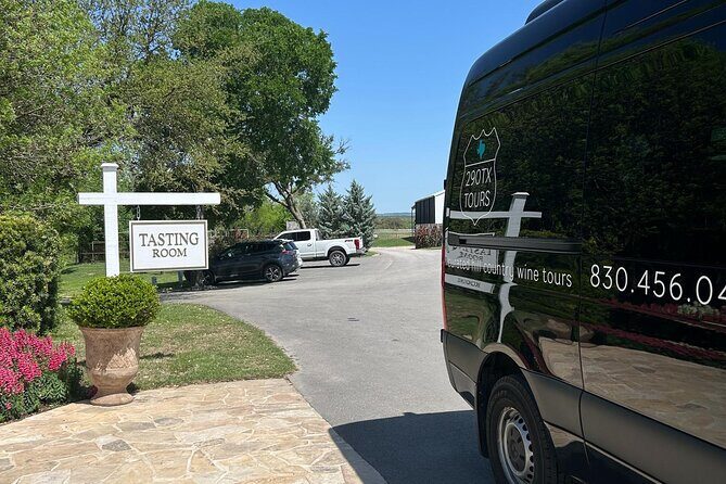 Luxe Hill Country Private Wine Adventure with Gourmet Lunch - What’s Included and What’s Not