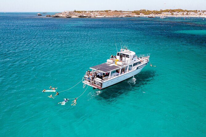 Luxe Seafood Package with Round Trip Ferry from Fremantle - Key Points