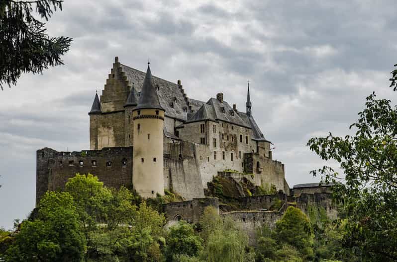 Luxembourg: Capture the most Photogenic Spots with a Local - An Introduction to Luxembourg in a Nutshell
