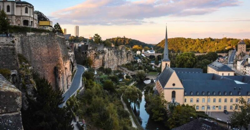 Luxembourg: City Highlights Guided Walking Tour - Key Points