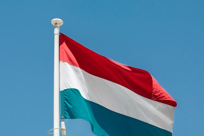 Luxembourg Private 1-Day Tour - Exploring Vianden Castle