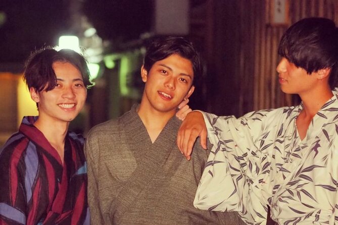 Luxuary Kyoto Taxi Tour W/Govt Licenced MBA Guide & Photographer - Accessibility