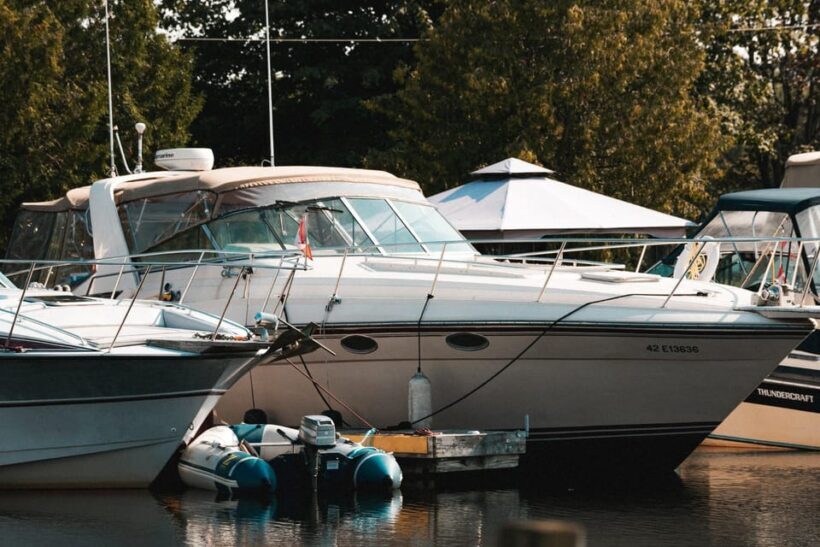 Luxurious 40ft Yacht Charter - The Sum Up