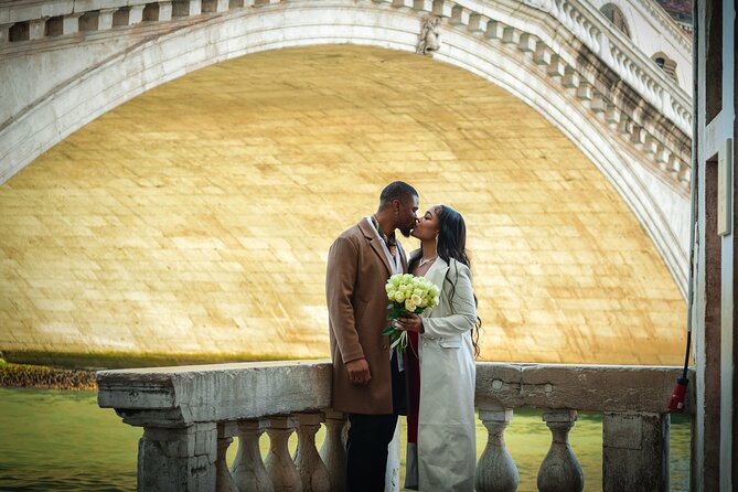 Luxurious Photoshoot in Venice - Capturing Timeless Moments