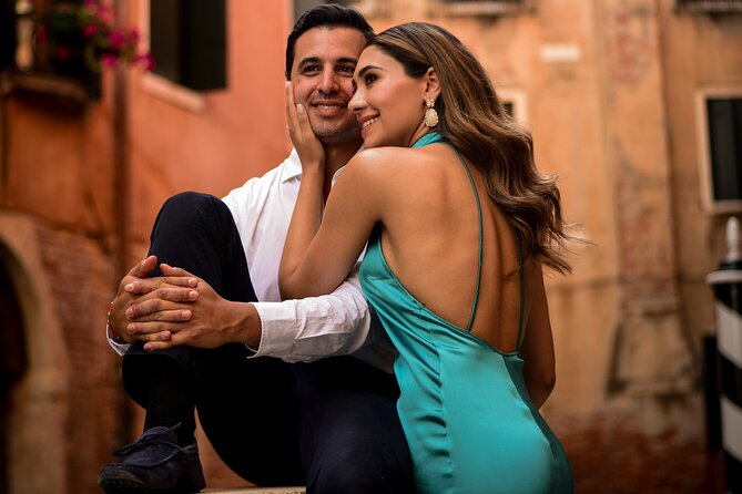 Luxurious Photoshoot in Venice - Accessibility and Transportation