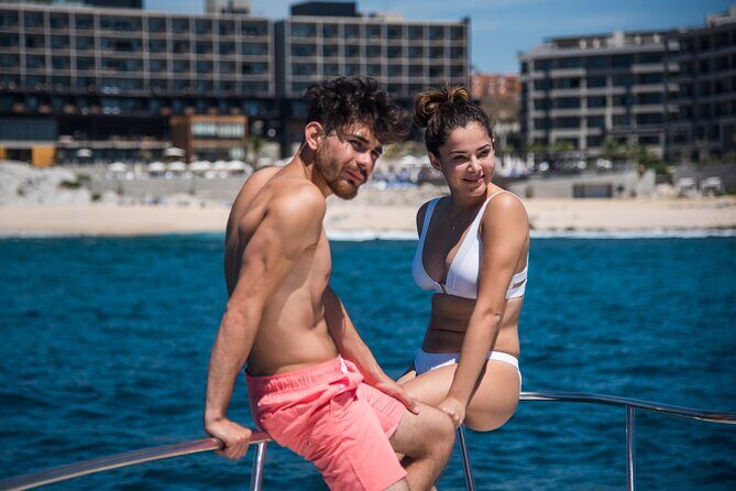 Luxury 42' Yacht Tour in Cabo for Snorkeling and Sunset - Authentic Guest Reviews
