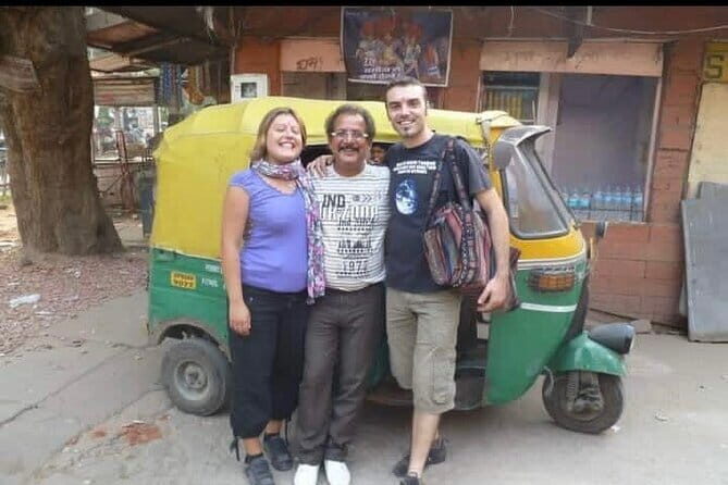 Luxury Agra day tour from Delhi by Mercedes Car - FAQ