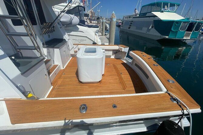 Luxury Bay or Sunset Yacht Cruise in San Diego - FAQs
