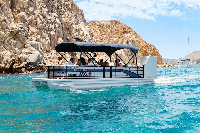 Luxury Boat Trip to the Arch - An In-Depth Look at the Experience
