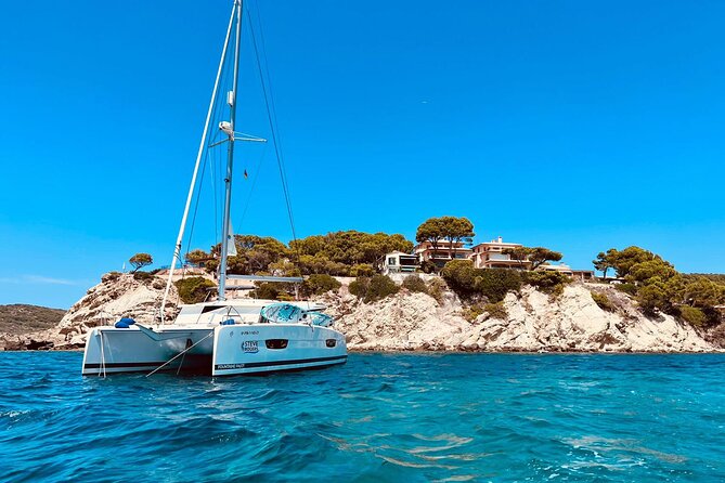 Luxury Catamaran sailing with welcome Drinks Tapas Max10-12Person - Who Will Love This Experience?