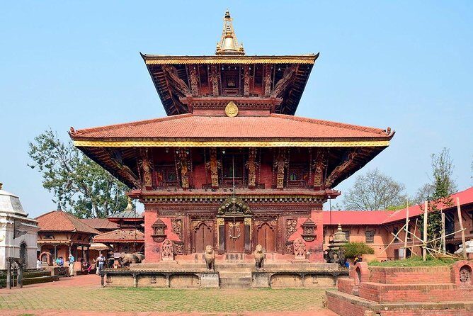 Luxury Changu Nagarkot Hike with Overnight Stay & Bhaktapur Tour - What’s Included and What’s Not