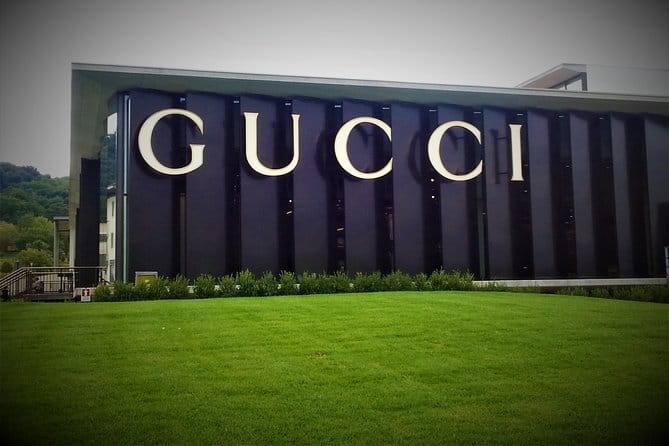 Luxury Chauffeur Service THE MALL from Florence to Reggello - The Itinerary: What to Expect