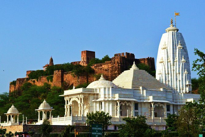 Luxury Delhi Agra Jaipur with Udaipur(Lake City) Tour in 7 Days - Accommodations