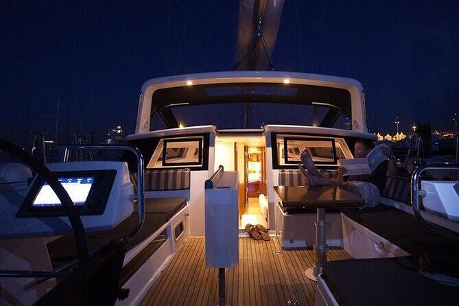 Luxury Diamond Head Sunset Sail - Is It Worth the Price?