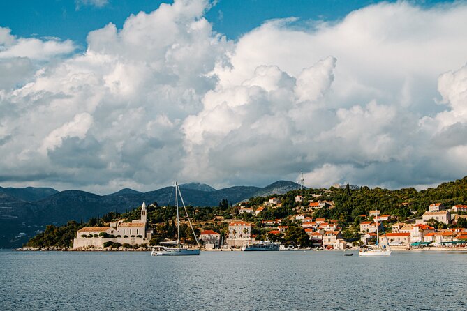 Luxury Elaphite Islands Half Day Cruise With Lunch Apreamare - Accessibility and Restrictions