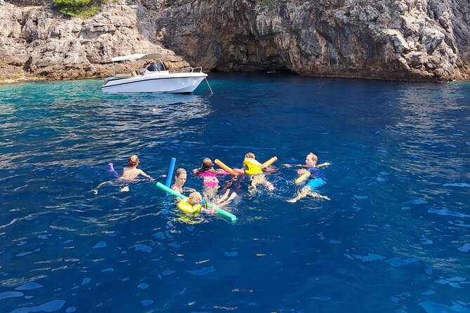 Luxury Elaphite Islands Half Day Cruise With Lunch Apreamare - Booking and Cancellation