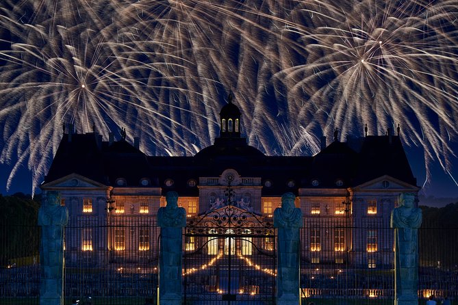 Luxury Evening Dining Experience at Chateau De Vaux-Le-Vicomte - Tour and Dining Details