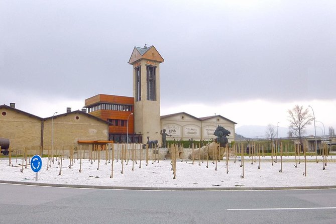 Luxury La Rioja Wineries Private Tour - Key Points