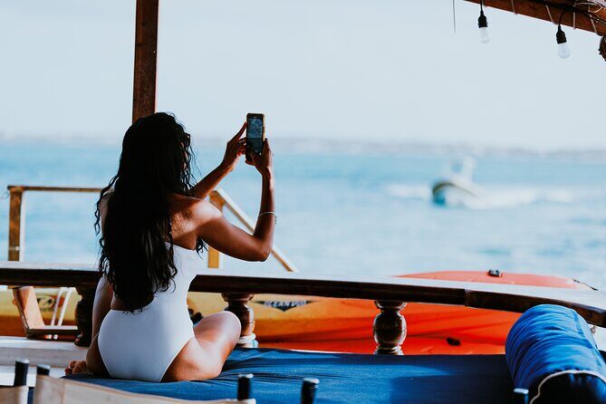 Luxury Lagoon Cruise with Onboard Chef and Signature Cocktails - FAQ