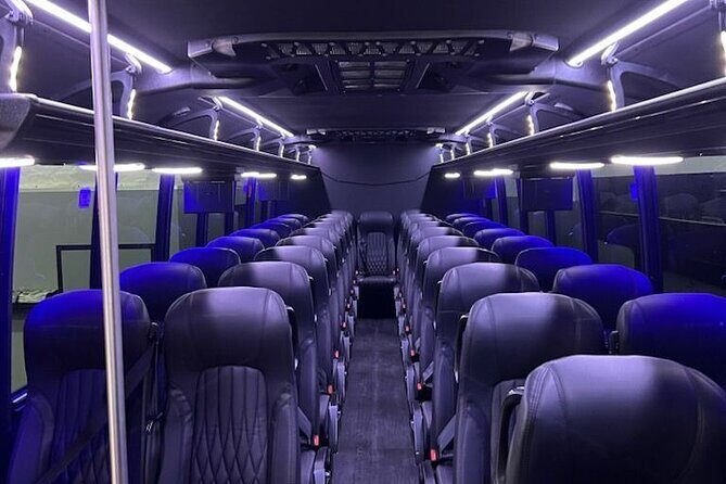 Luxury Mini Bus for 40 Passengers in Fort Lauderdale - An In-Depth Look at the Fort Lauderdale Luxury Mini Bus Experience
