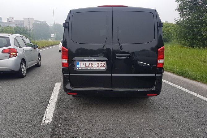 Luxury Minivan from Charleroi airport to the city of Brussels - What Travelers Should Keep in Mind