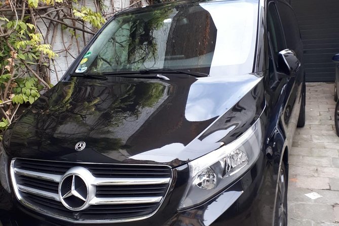 Luxury Minivan from Charleroi airport to the city of Brussels - FAQ