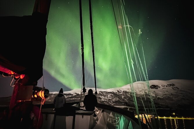 Luxury Northern Lights Yacht Cruise With Hot Tub & Dinner - Important Details and Considerations